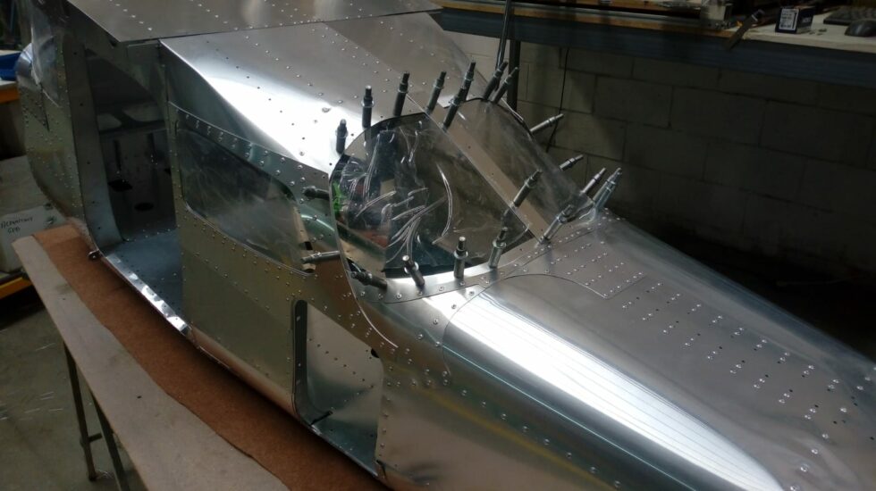 Fabricación avión aluminio a escala con estrutura real - CIFP As Mercedes